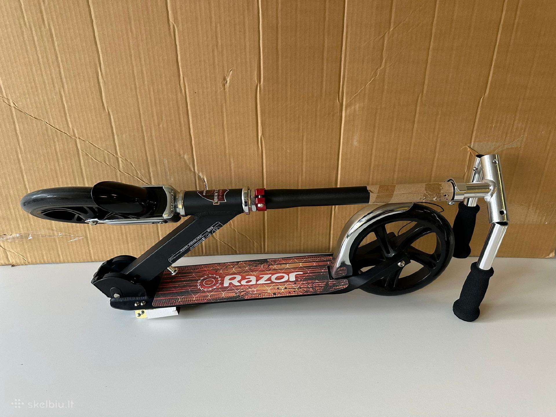 Vaikams paspirtukas Razor | A29135427