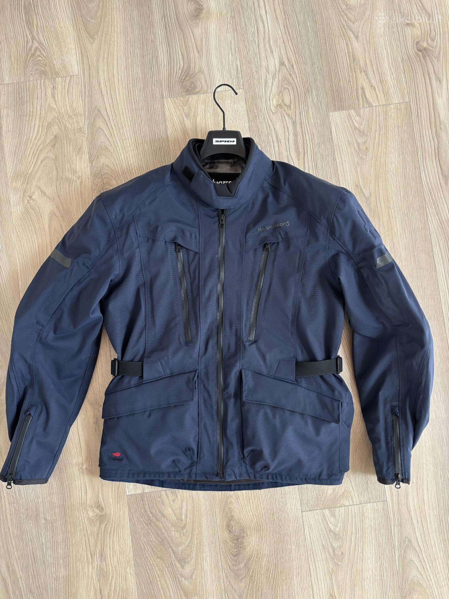 Halvarssons, touring | A29145283