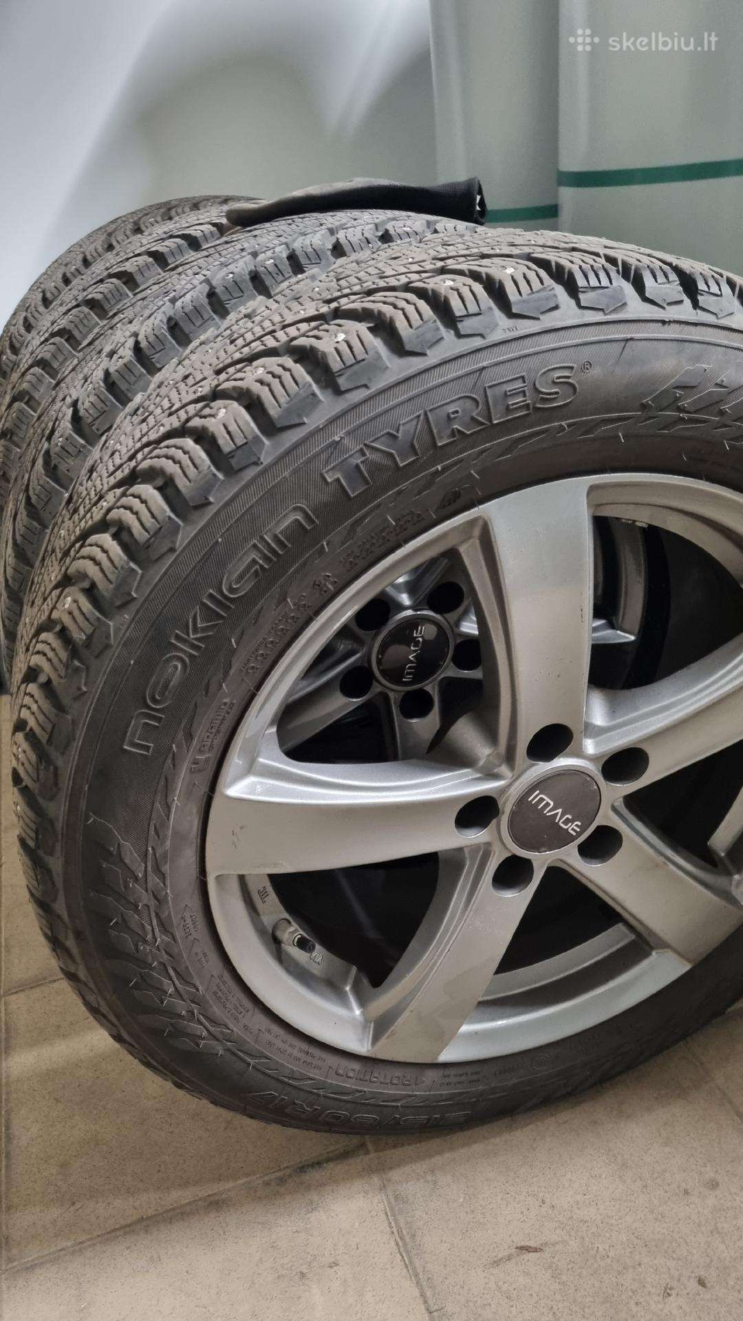 Nokian, žieminės 215/60 R17 | A29322596
