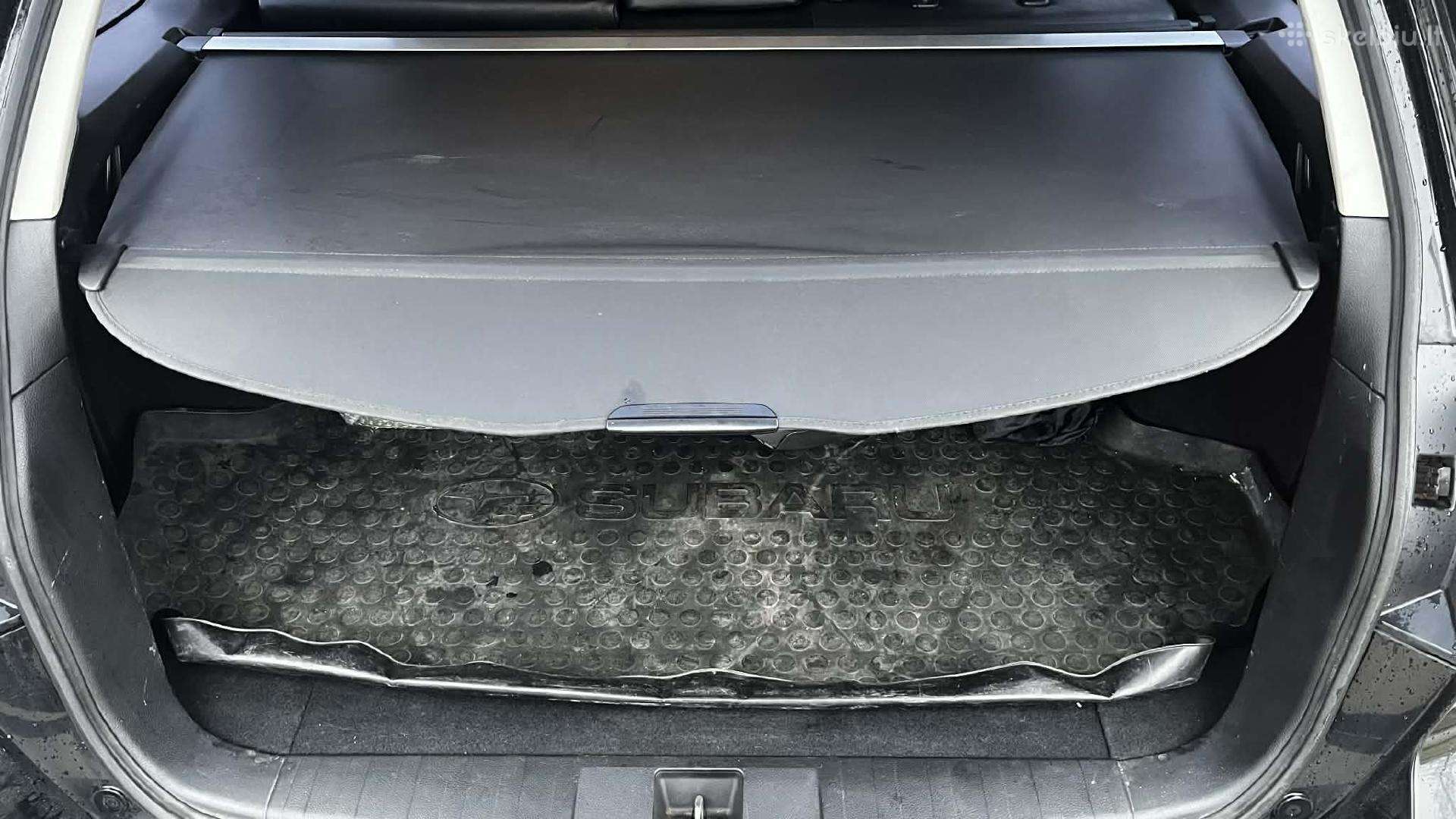 Subaru Outback Subaru outback bagažinės užuolaida štorkė parduodama ...