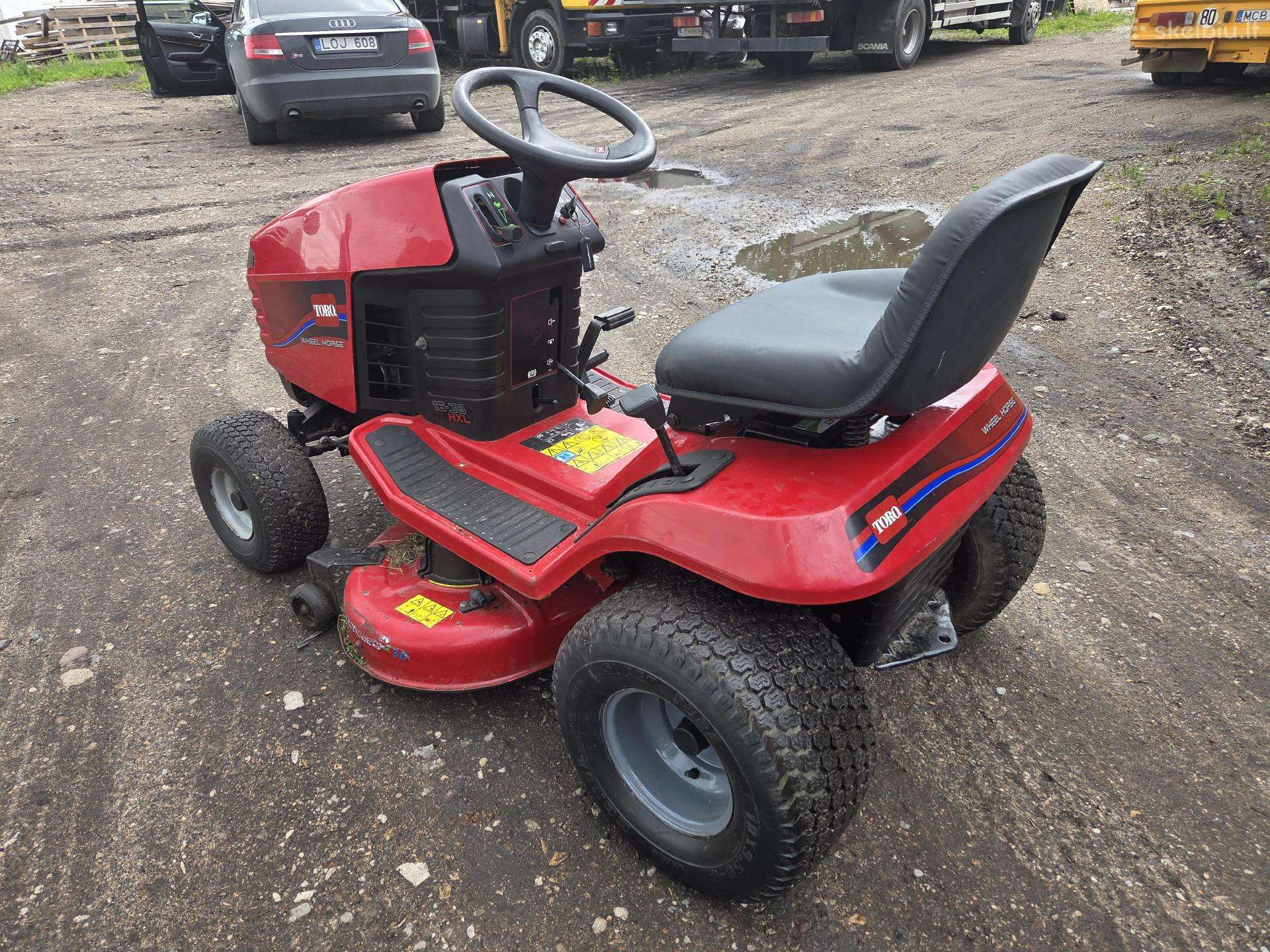 TORO, lawn mowers 2010 m., | A31154908